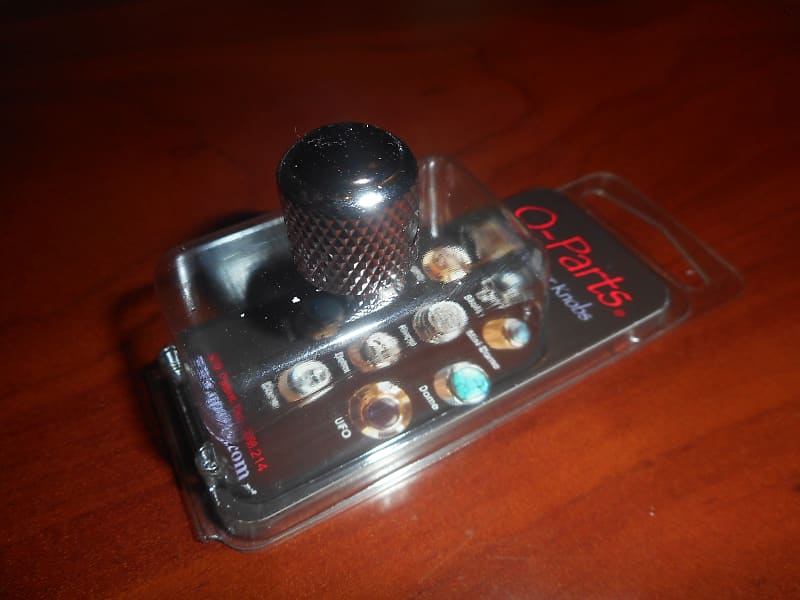 Q-Parts Mini Dome Knob, ACRYLIC BLACK ON CHROME, KCMD-0231 | Reverb
