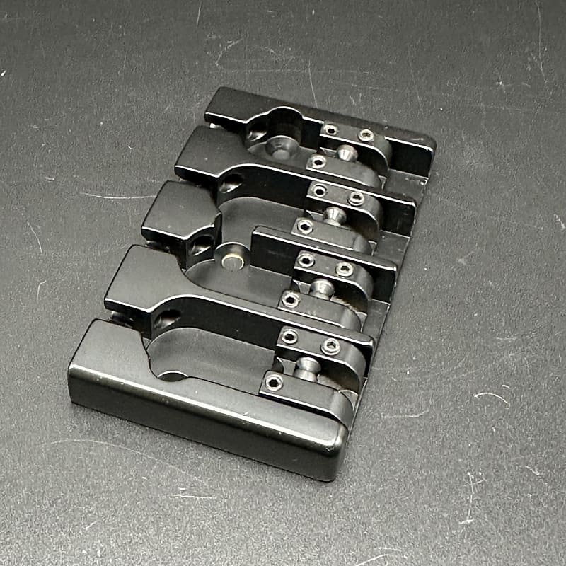 Hipshot FM1 4-String Bass Bridge (Brass/Black) | Reverb
