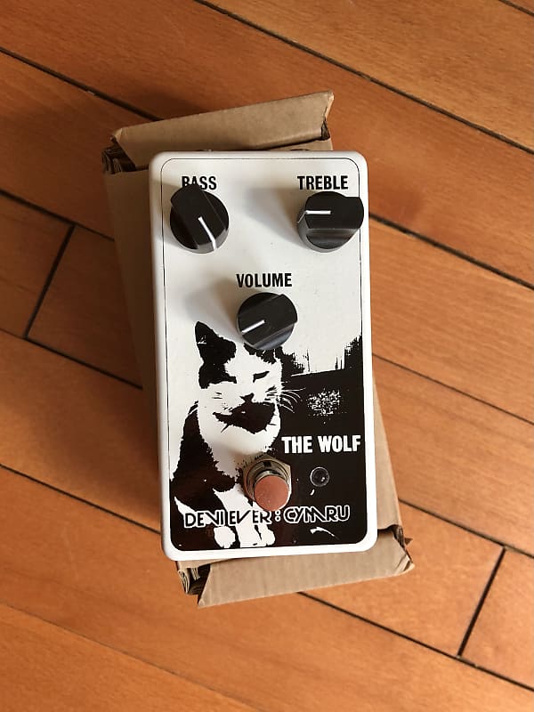 Devi Ever: Cymru The Wolf Bass Fuzz w/ box | Reverb