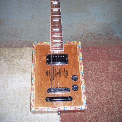 6-String Electric Cigar Box Guitar by Evanston Instrument | Reverb
