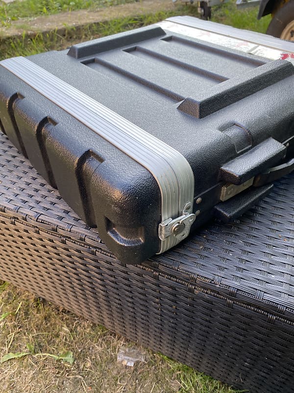 Unbranded 2U Rack Mount Case-2000s - Black ABS | Reverb UK