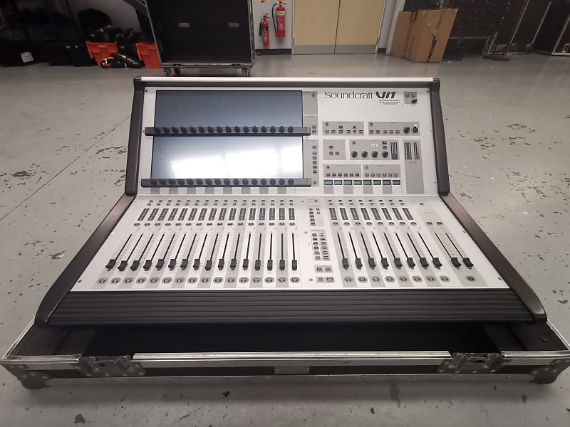 Soundcraft Vi1 digital mixing console CAT5 | Reverb UK