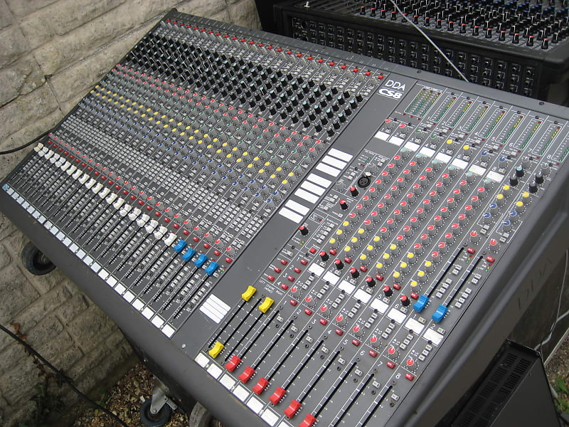 DDA CS8 28-8-2 MIXING DESK WITH 4 BAND Eq, No PSU | Reverb UK