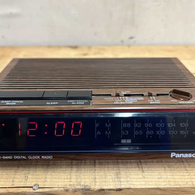 Panasonic Shockwave RF-SW150 AM/FM Radio Stereo Headphones | Reverb