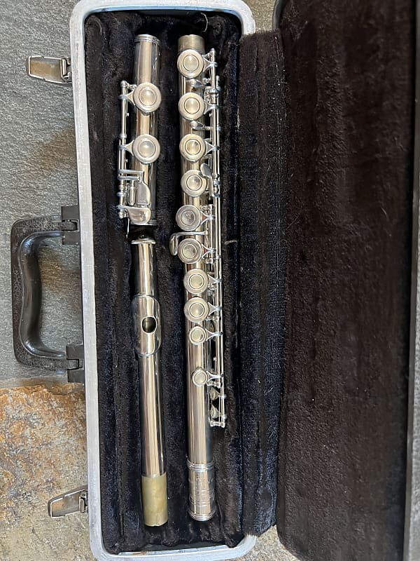 Selmer Bundy brand flute with case. USA | Reverb