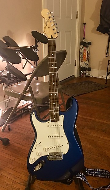 Left handed Fender Stratocaster | Reverb