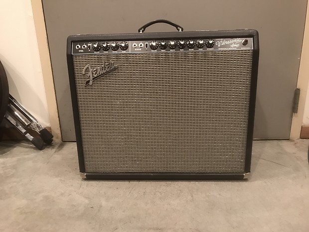 Fender Custom Vibrasonic Amp | Reverb