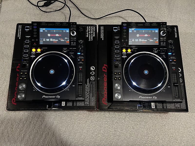 Pioneer CDJ2000 NXS2 Dj Decks (X2) | Reverb
