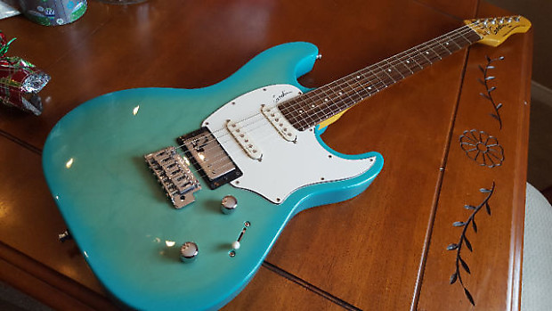 Godin Session 2012 Coral Blue Stratocaster Strat USA MADE. | Reverb