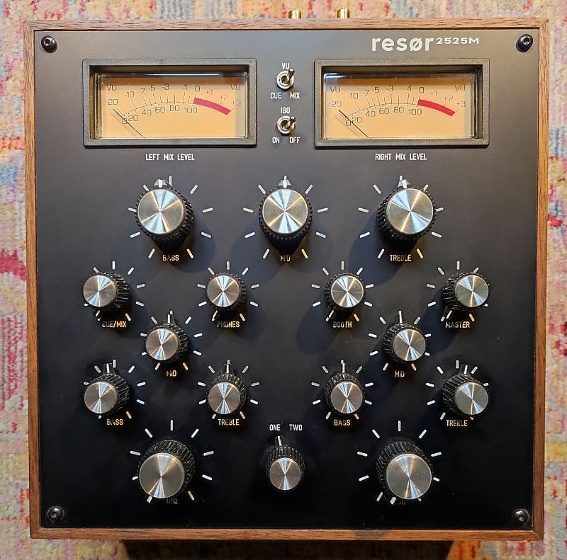 resør electronics 2525 M - DJ rotaty mixer - Wood Satin Dark | Reverb