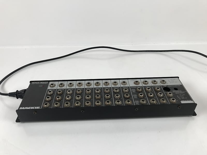 Mackie - Vintage “Mixer Mixer” - Unity Gain Combiner | Reverb