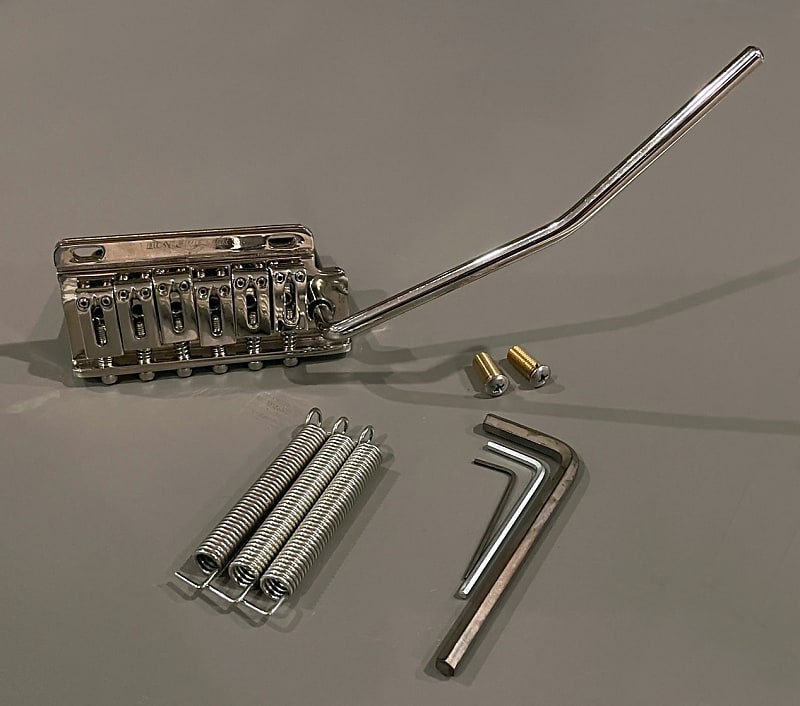 Super-Vee BladeRunner Tremolo for Stratocasters - 2-Post | Reverb