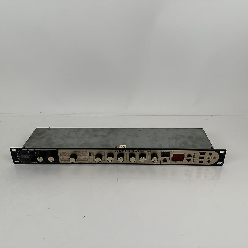 Zoom Studio 1204 Rackmount Reverb and Modulation Effects | Reverb UK