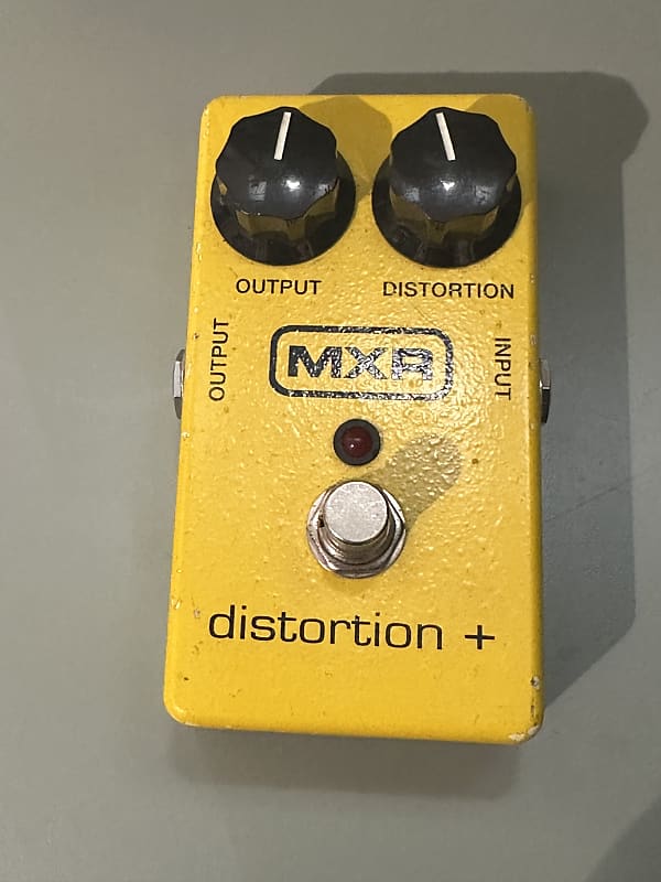 MXR M104 Distortion + 1995 - Present - Yellow | Reverb