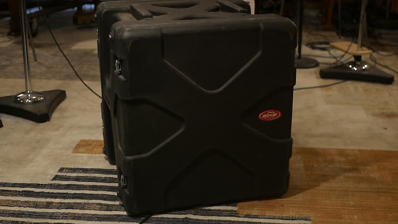 SKB 12U Rack Case 2000s - black Molded plastic | Reverb