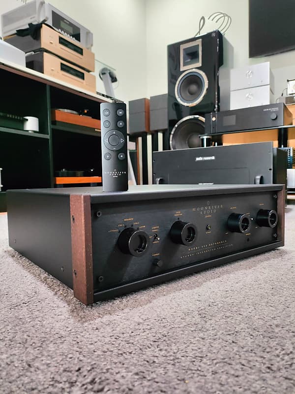 Moon River MODEL 404 REFERENCE + PHONO + DAC 2025 | Reverb