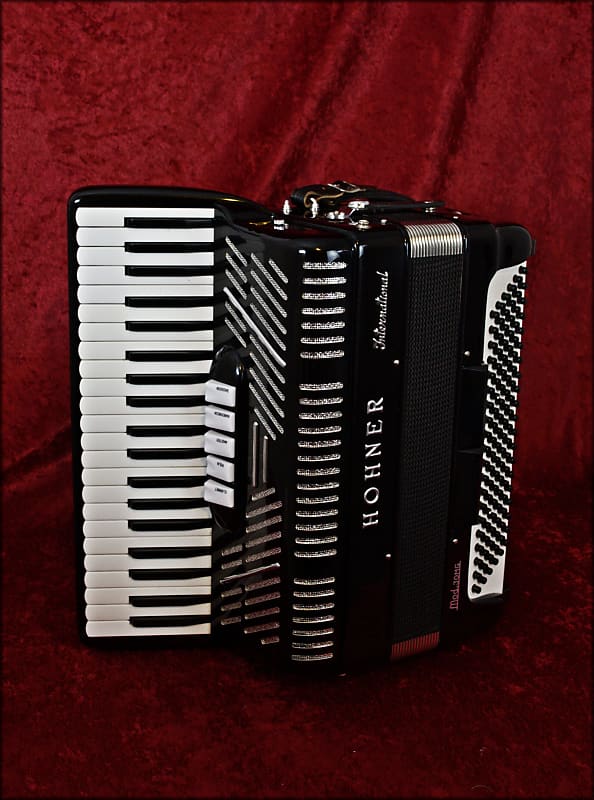 Hohner Mod 30MG Accordion Black | Reverb
