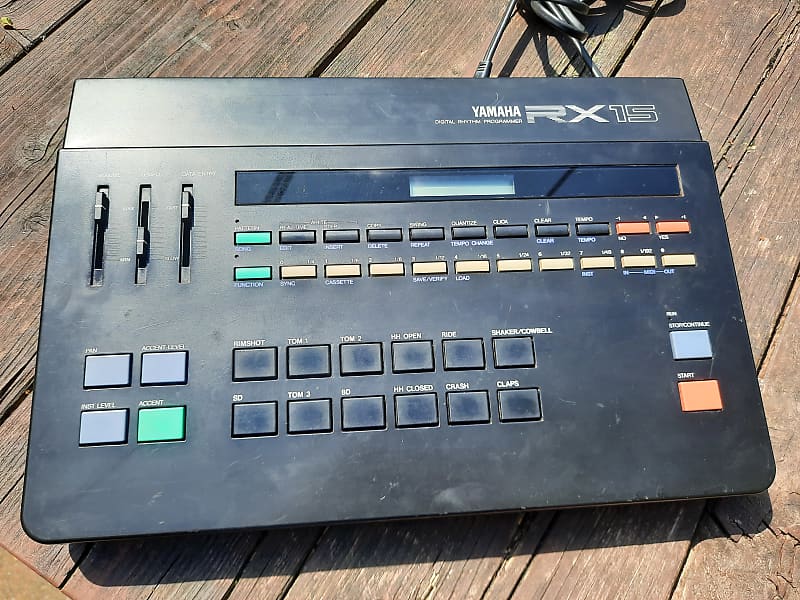 Yamaha RX15 Digital PCM Rhythm Programmer 1980s - | Reverb Deutschland