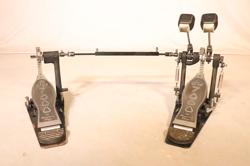 DW 7000 Double Chain Drive Double Bass Drum Kick Pedal | Reverb
