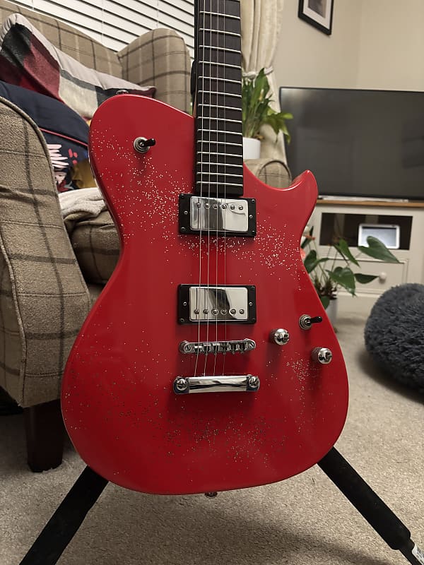 (*Replica*) Manson red glitter | Reverb