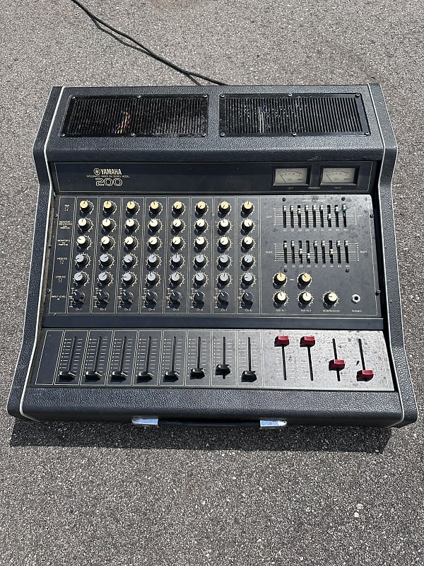 Yamaha - 8 channel mixer Model 200- 8 mid 80's - Stock- Metal | Reverb