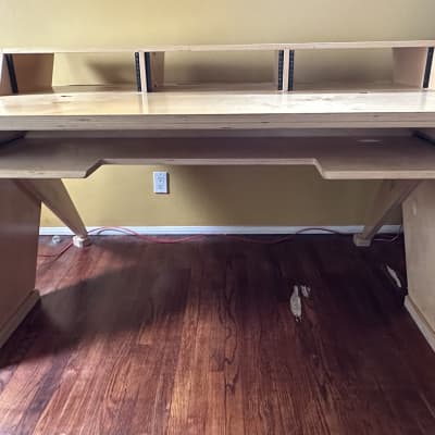 Output Platform Desk - Natural | Reverb