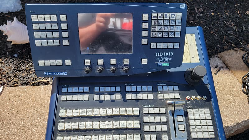 Snell And Wilcox HD1010 (HD VIDEO SWITCHER) 2008 Blue | Reverb