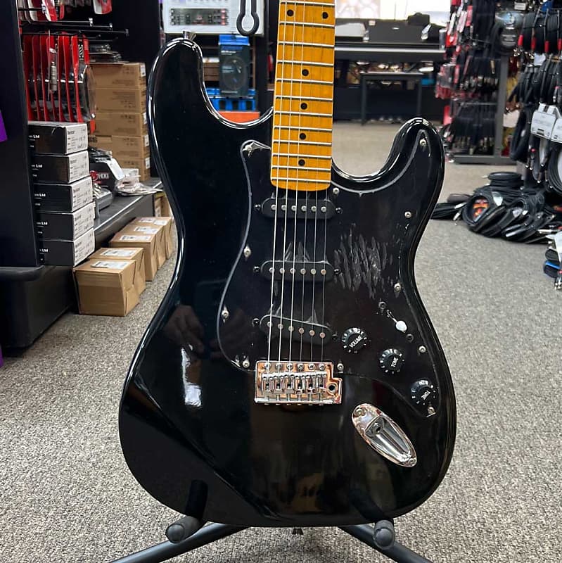 Spectrum S-Style Electric Guitar w/ Hard Case - Black | Reverb