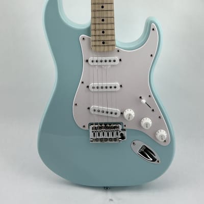 Squier Stratocaster 2022 - Light Blue | Reverb