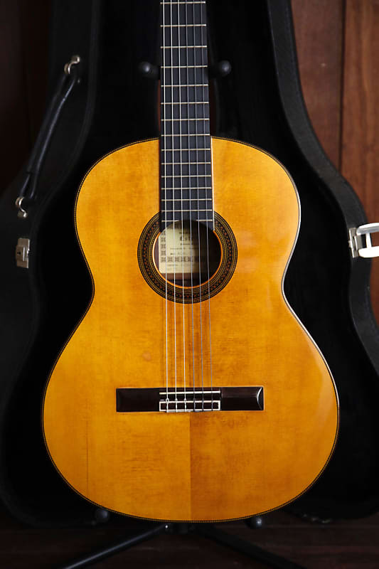 Esteve Model Adalid 1998 Classical Guitar Pre-Owned | Reverb UK
