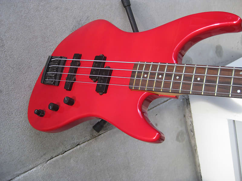 Guild SB-604 Pilot Bass Electric Bass. Pointy Headstock. | Reverb