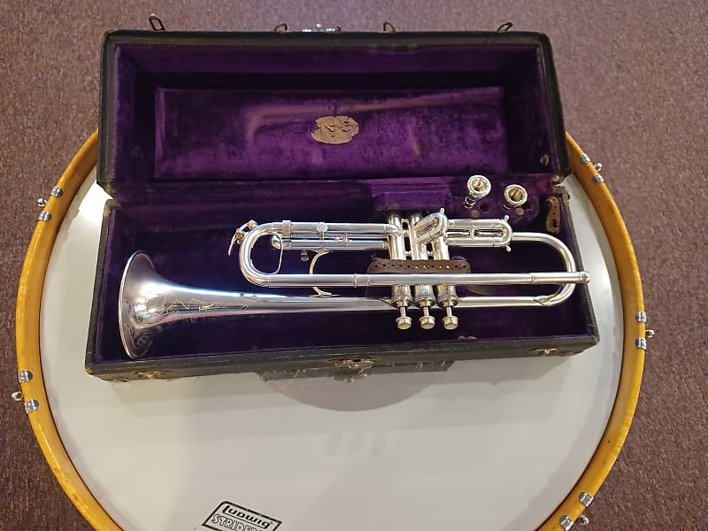 King Master Model Bb Trumpet 1915-1925 - silver | Reverb