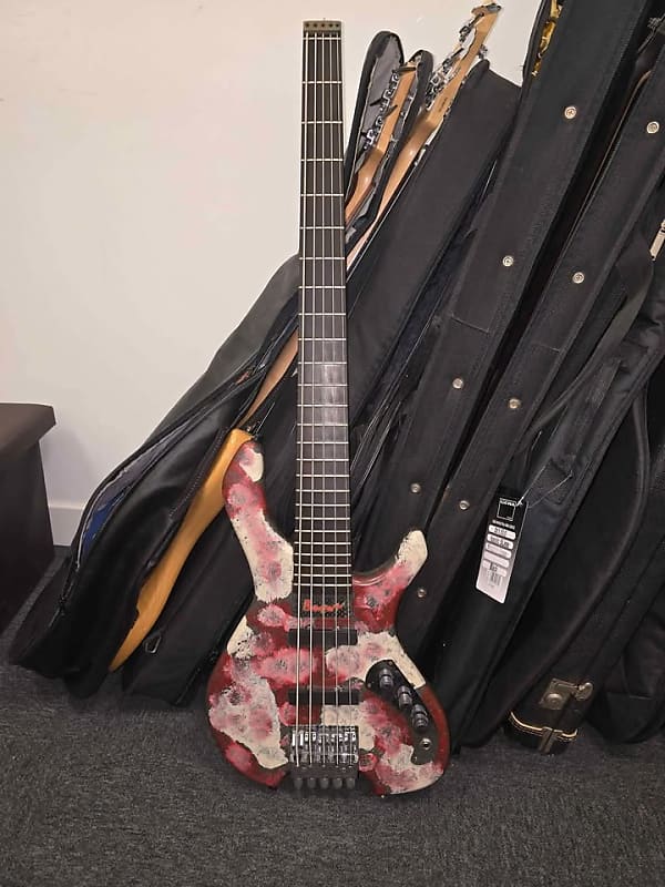 Bogart Blackstone 5 Headless - Red & White | Reverb