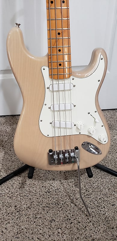 D-Town Custom Strat Bass w/ Tremelo | Reverb