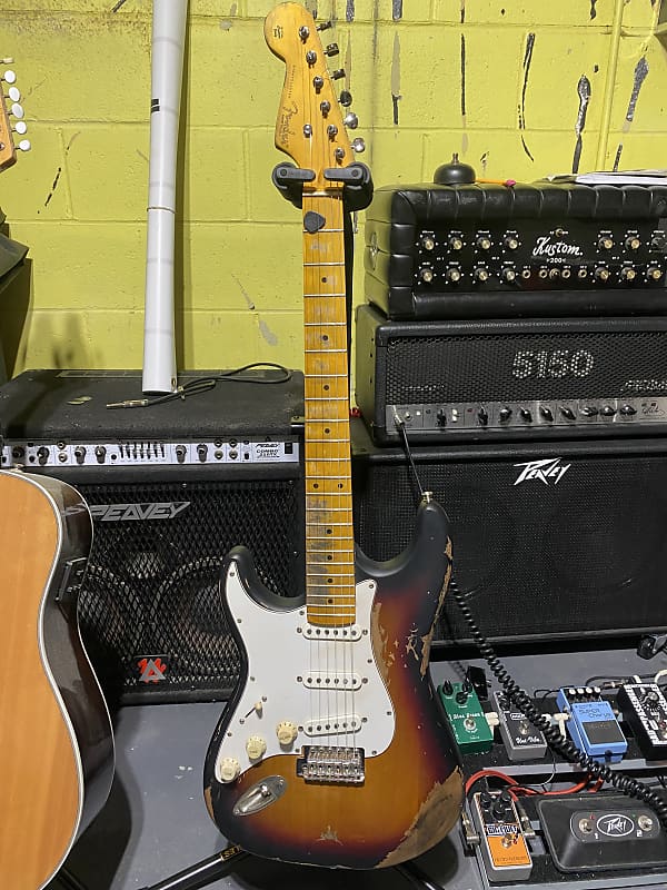 Copy Stratocaster 2000s Reliced sunburst | Reverb