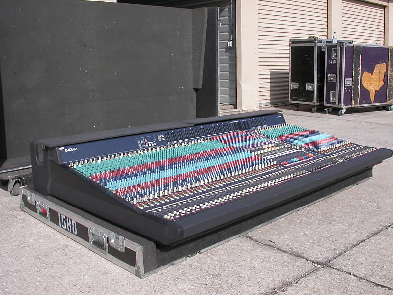 Yamaha PM5000 Mixing Console W/ PSU & Road Case! - in Great | Reverb