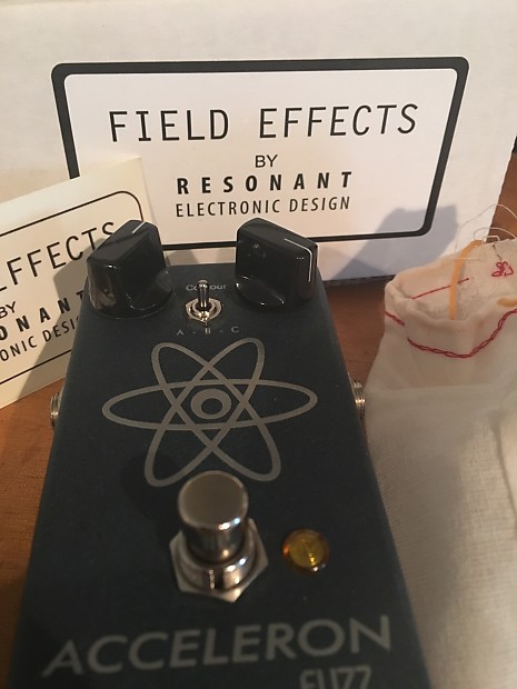 Field Efffects Acceleron Fuzz | Reverb