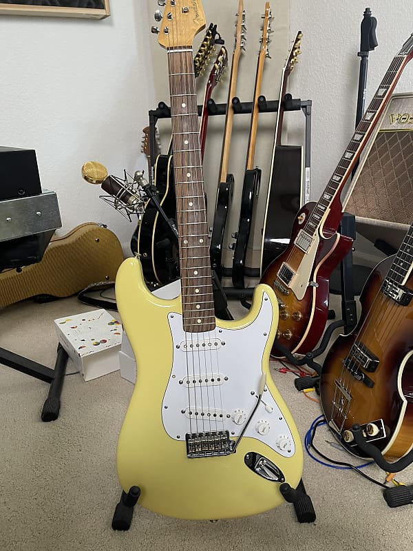 Fender Stratocaster 2010s Cream | Reverb