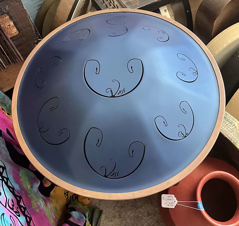 Rav Vast D Celtic Minor Handpan | Reverb