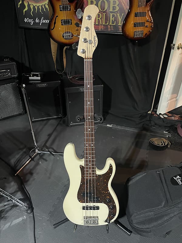 Sadowsky PJ hybrid metro 2000’s Vintage white | Reverb
