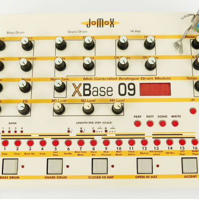 JoMoX XBase 09 Analog Drum Synthesizer + Sehr Gut + 1 Jahr | Reverb