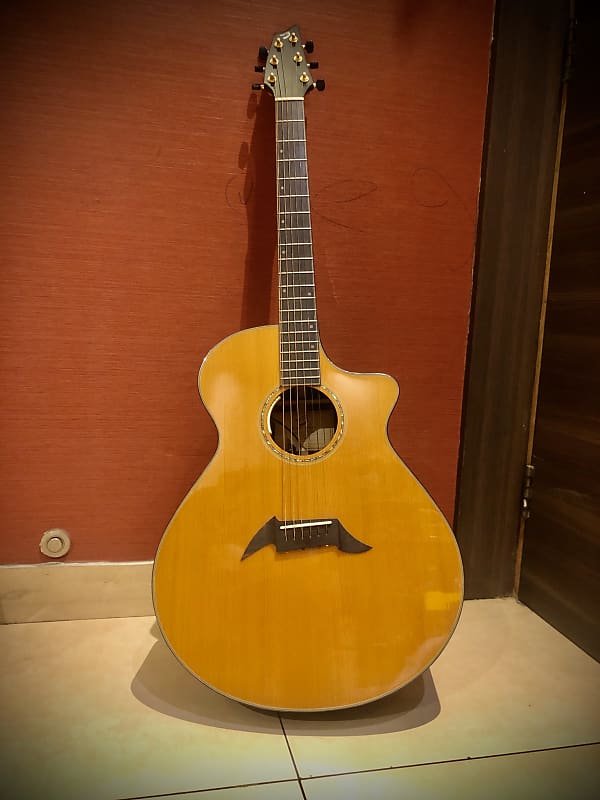 Breedlove Cascade J25/CRe Jumbo Acoustic-Electric | Reverb Canada