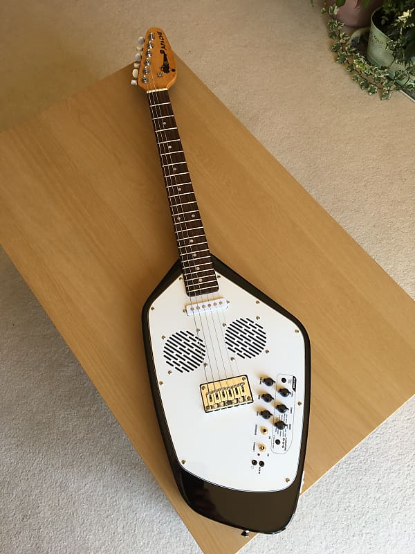 Vox Apache 2 Guitar 2010s Black | Reverb