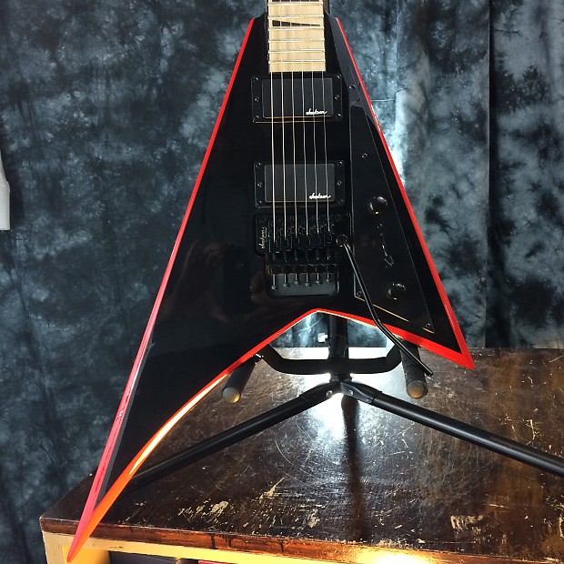 Jackson JS32 Rhoads Blk/Red #3535 | Reverb