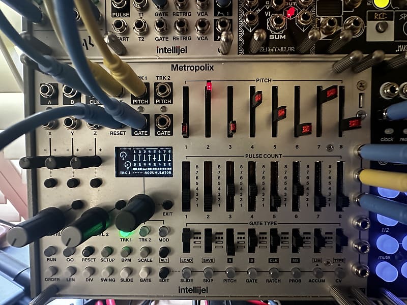 Intelligel Metropolix 2020s - Black | Reverb