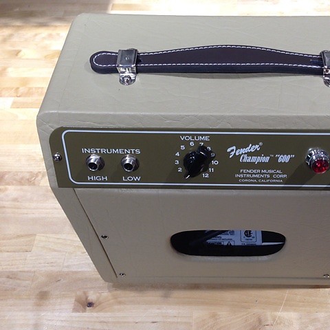 Fender Champ 600 | Reverb