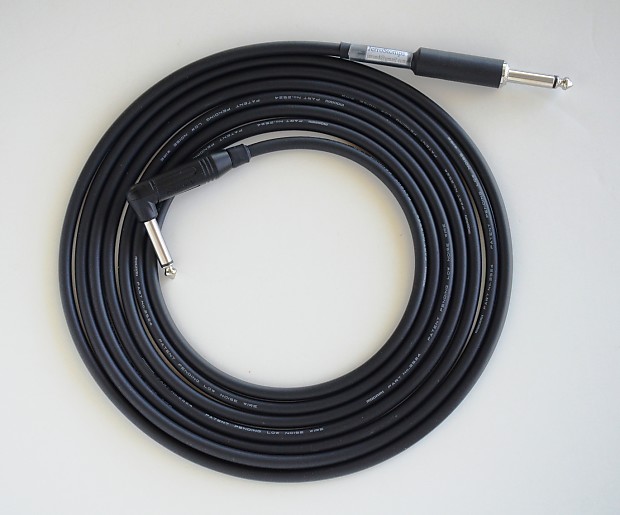 12 ft. Mogami2524 inst cable, 1 std plug 1 Amphenol 90 | Reverb UK