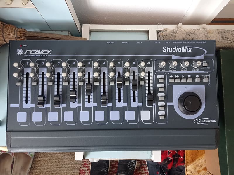Cakewalk-Peavey Studiomix (motorized faders midi mixer) | Reverb