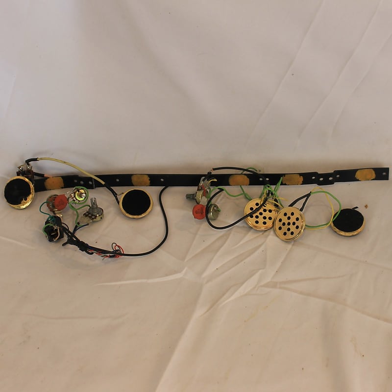 Lot of Five Accordion Lapel Microphones With Microphone Bars | Reverb