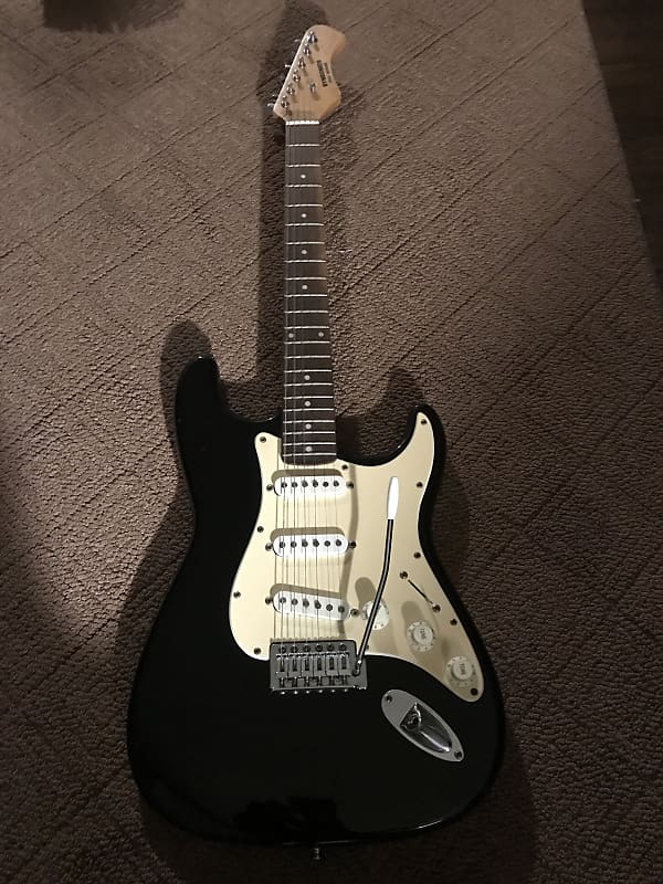 Synsonics Pro Series Strat-Style Electric Guitar Black with | Reverb